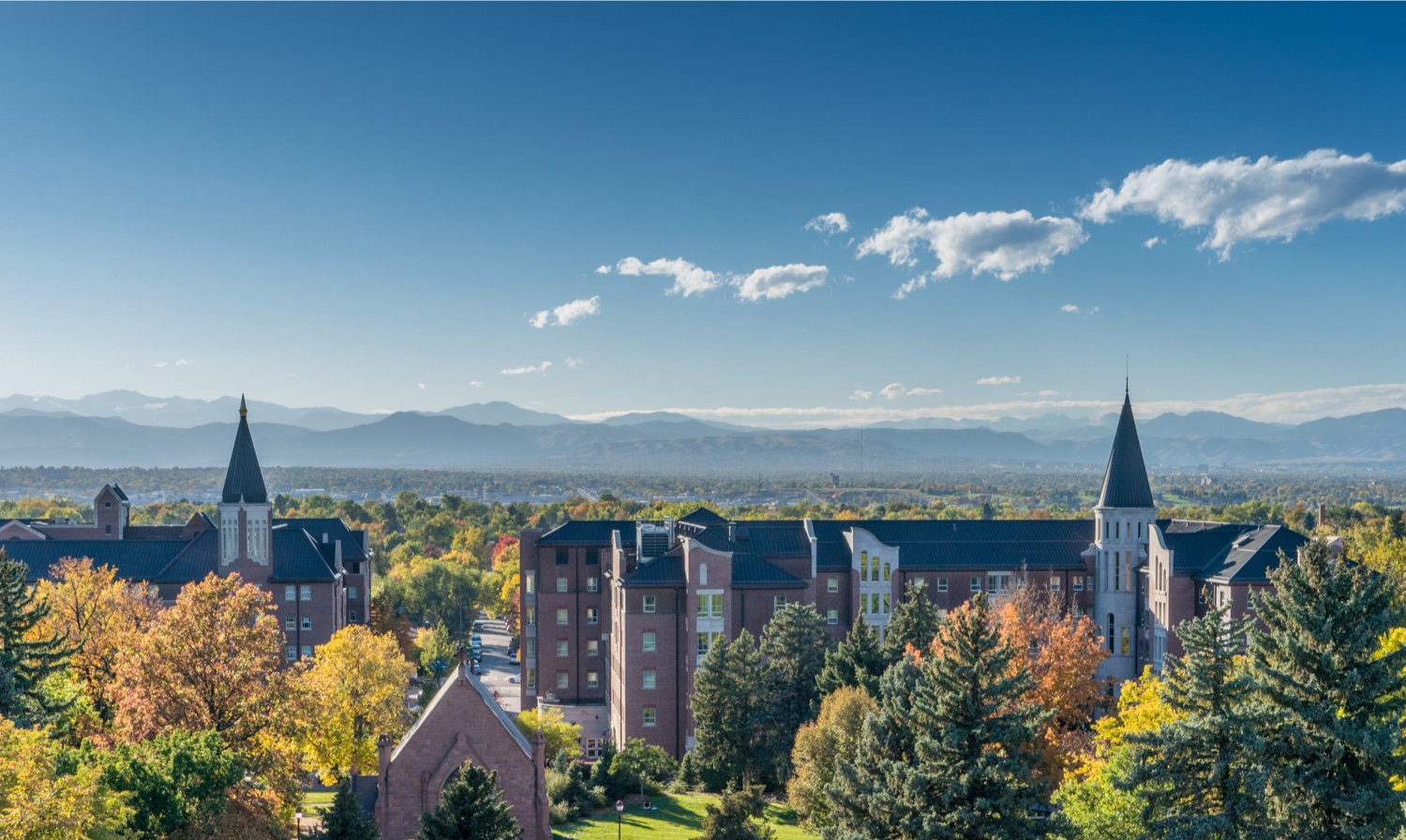 University of Denver | CustomViewbook Wizard